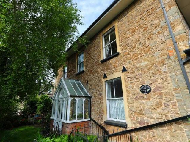 2 Bedroom Property