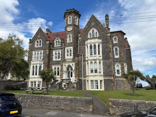 2 Bedroom Property