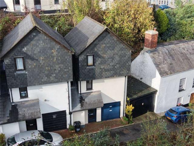 2 Bedroom Property