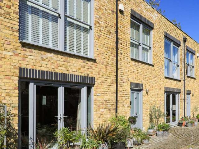 2 Bedroom Property