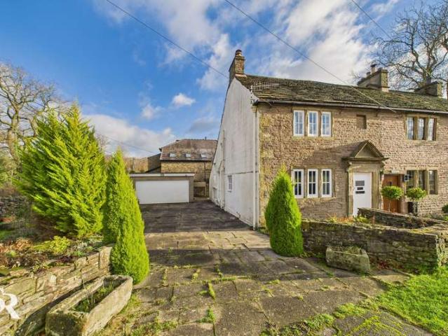 2 Bedroom Property