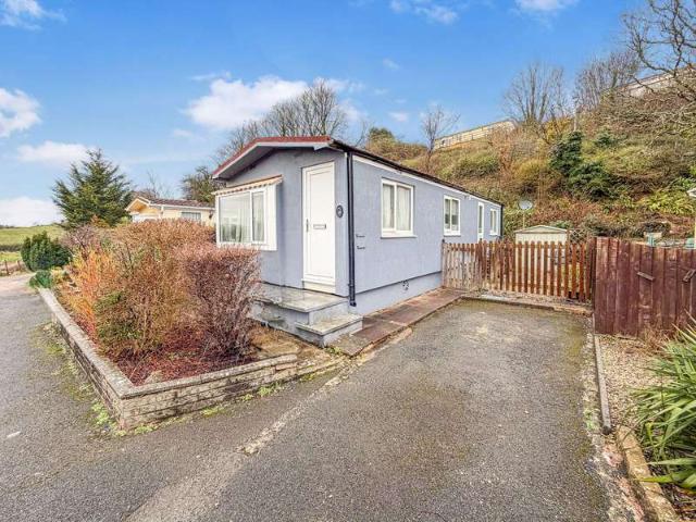 2 Bedroom Property