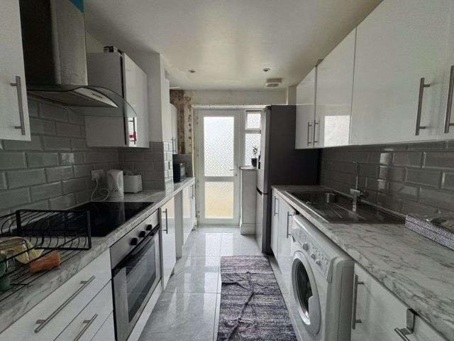 2 Bedroom Property