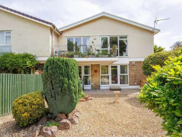 2 Bedroom Property