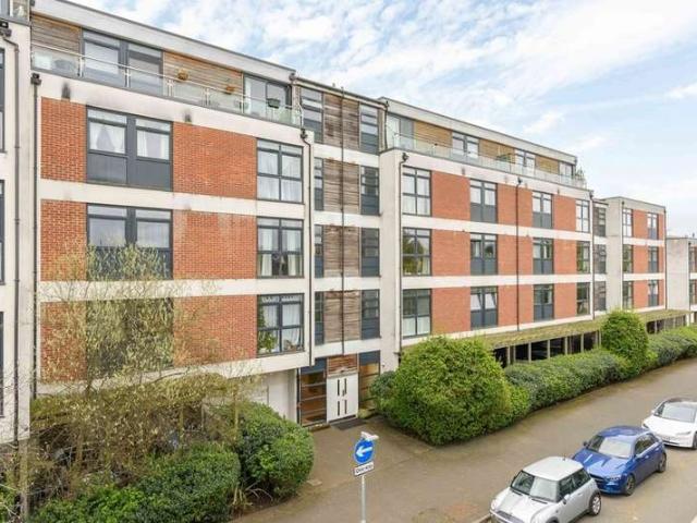 2 Bedroom Property