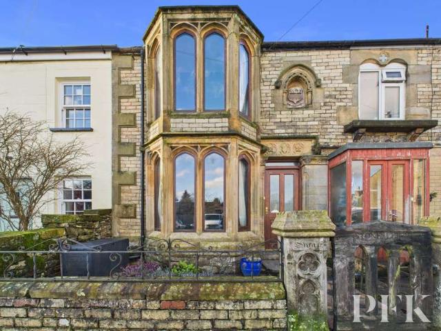 2 Bedroom Property