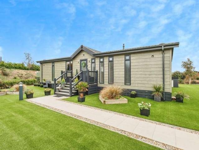 2 Bedroom Property