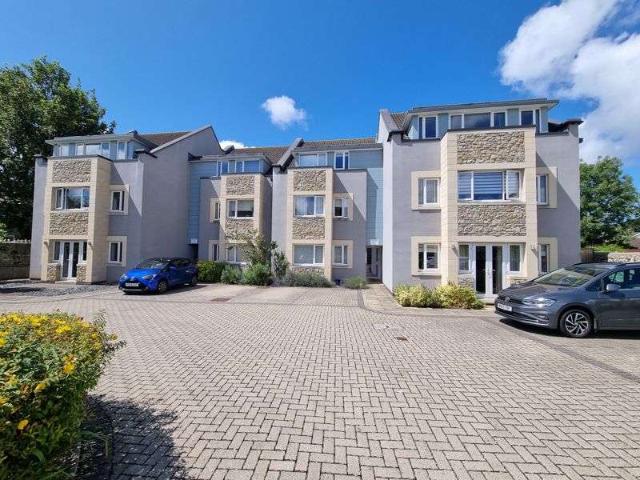 2 Bedroom Property
