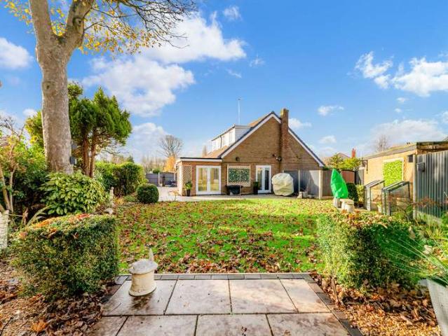 2 Bedroom Property