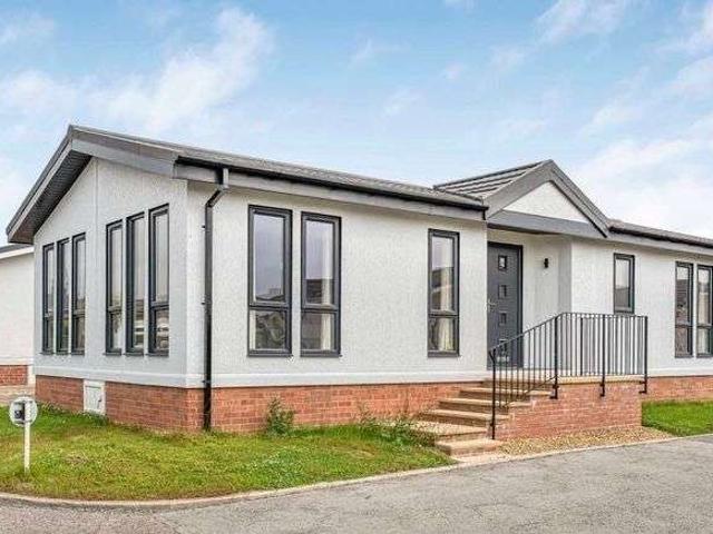 2 Bedroom Property