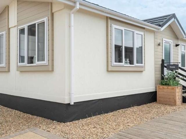2 Bedroom Property