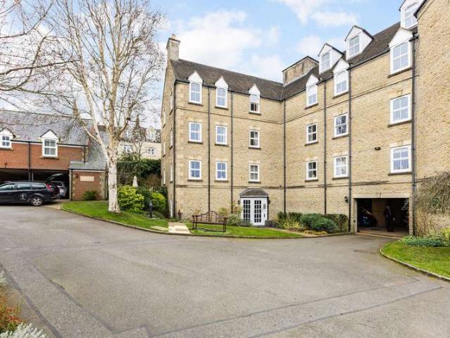 2 Bedroom Property