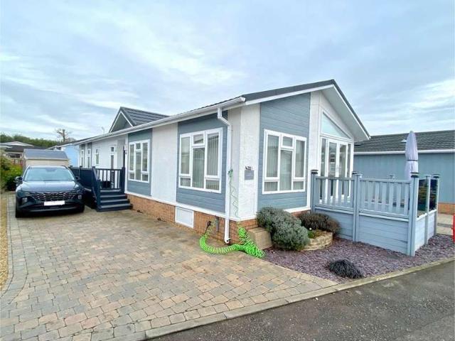 2 Bedroom Property