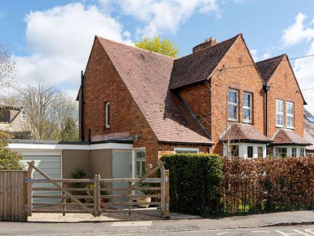 2 Bedroom Property