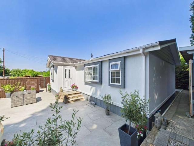 2 Bedroom Property
