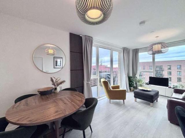 2 Bedroom Property
