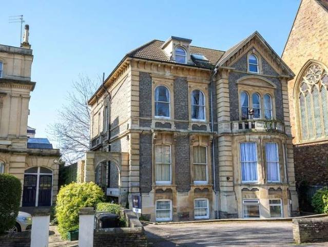 2 Bedroom Property