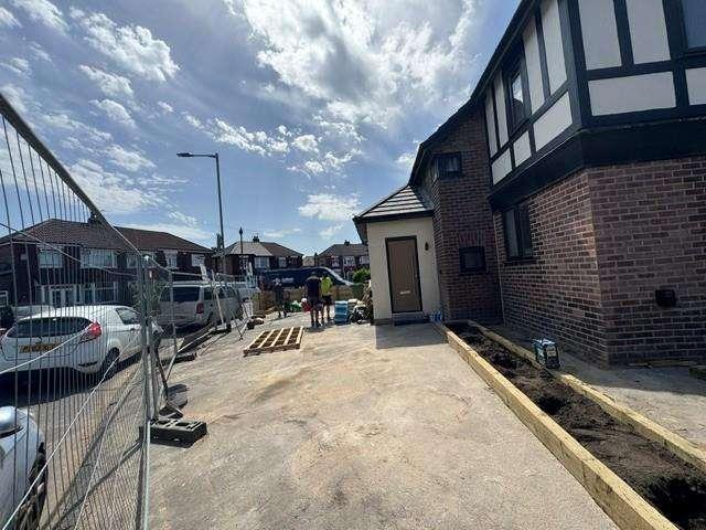 2 Bedroom Property