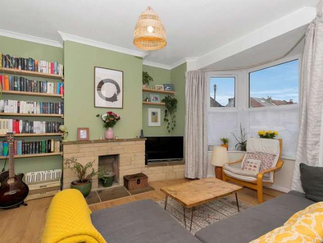 2 Bedroom Property