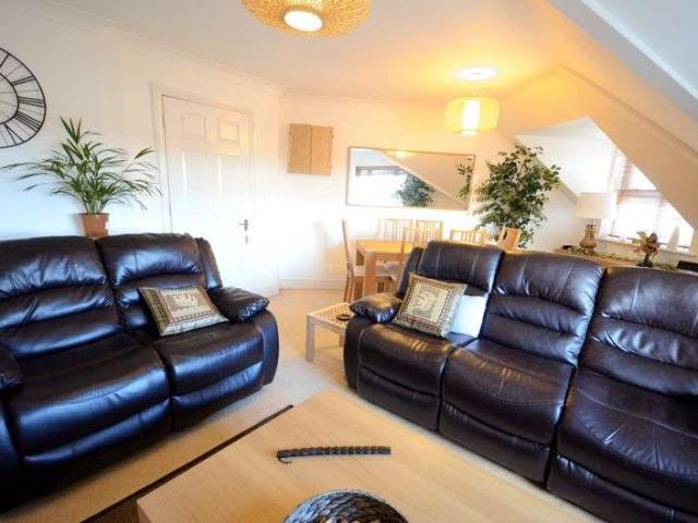 2 Bedroom Property