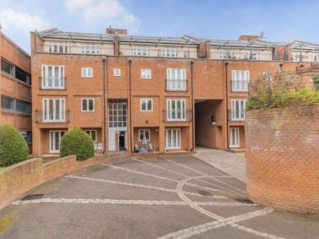 2 Bedroom Property