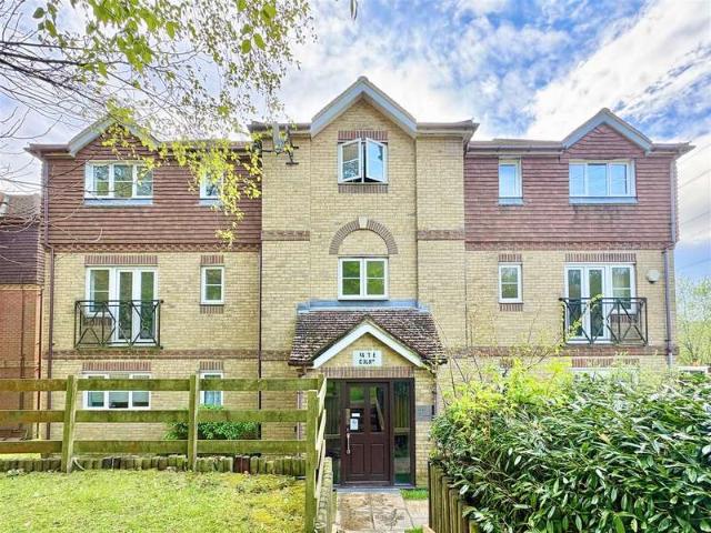 2 Bedroom Property