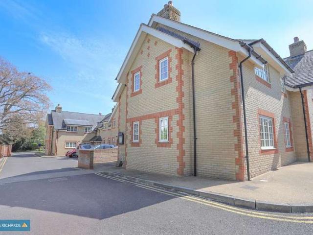 2 Bedroom Property