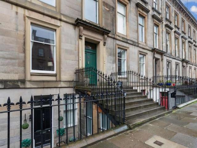 2 Bedroom Property