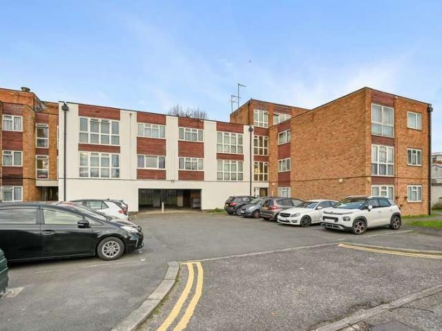 2 Bedroom Property