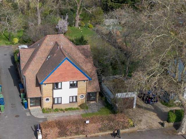 2 Bedroom Property