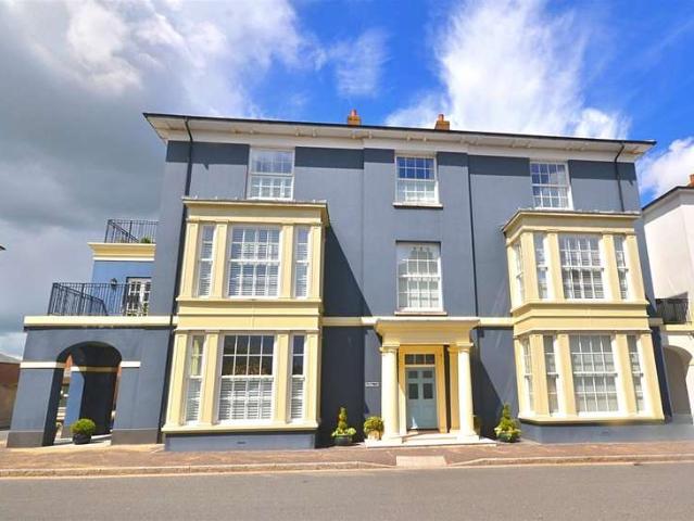 2 Bedroom Property