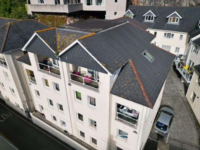 2 Bedroom Property