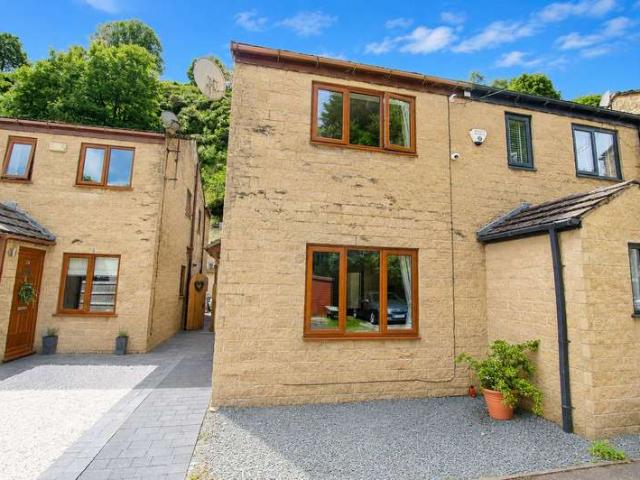 2 Bedroom Property