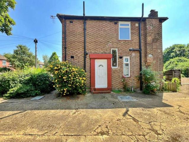 2 Bedroom Property