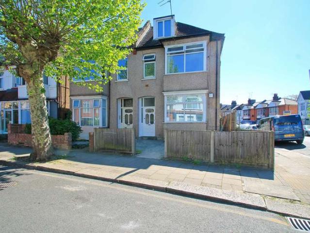 2 Bedroom Property