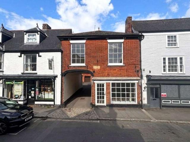 2 Bedroom Property