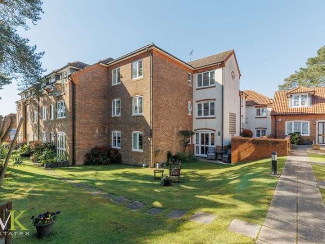 2 Bedroom Property