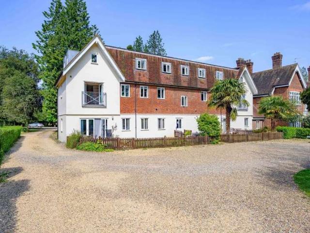 2 Bedroom Property