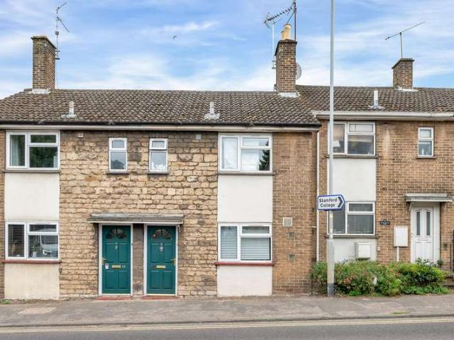 2 Bedroom Property