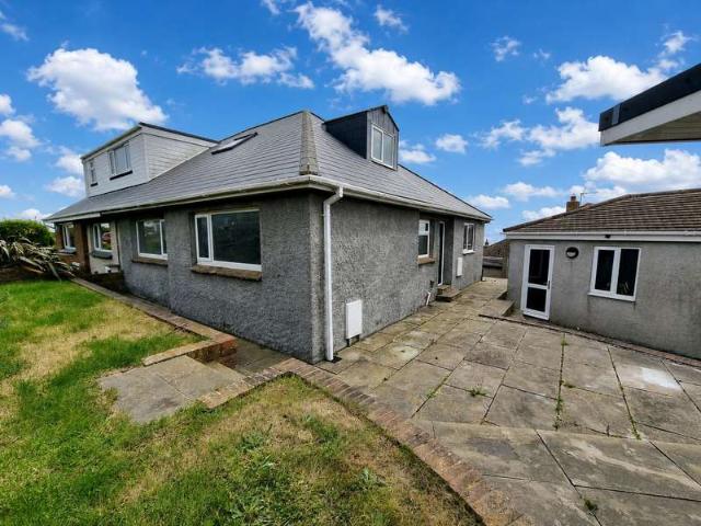 2 Bedroom Property