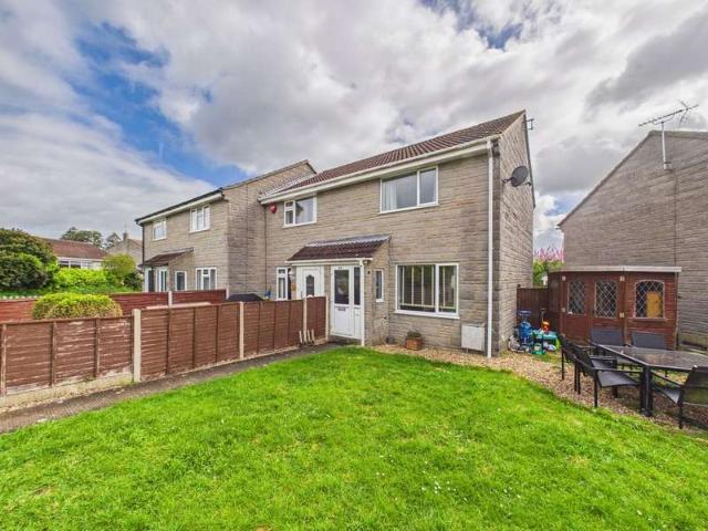 2 Bedroom Property