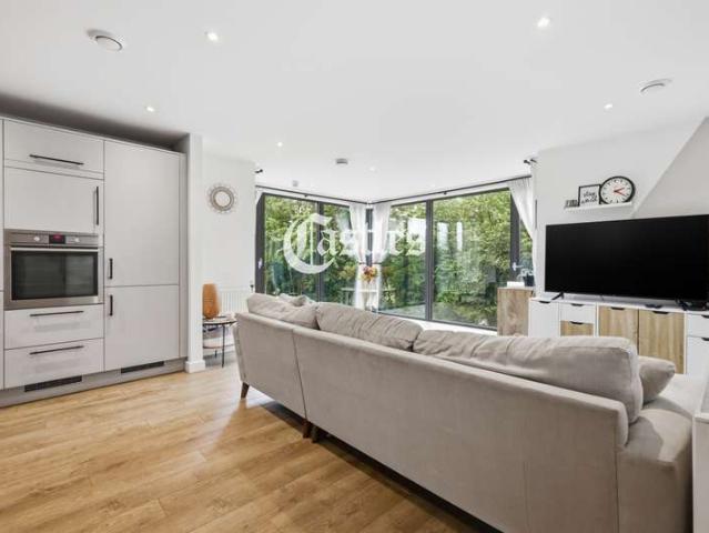 2 Bedroom Property