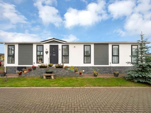 2 Bedroom Property
