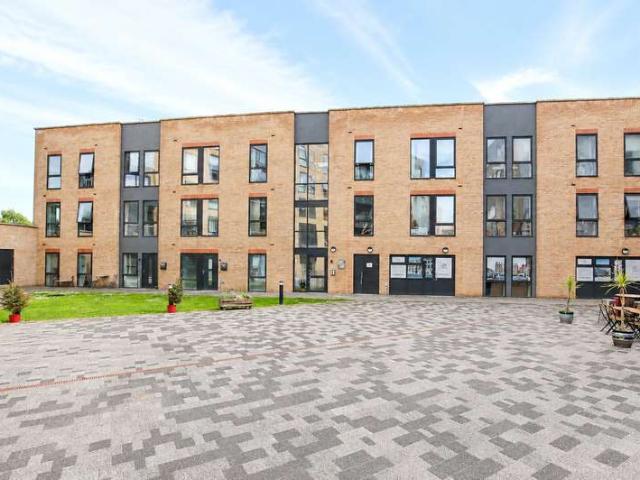 2 Bedroom Property
