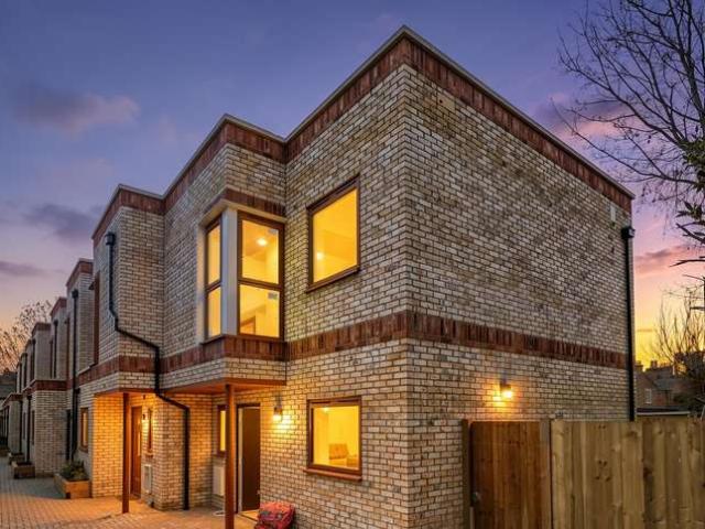 2 Bedroom Property