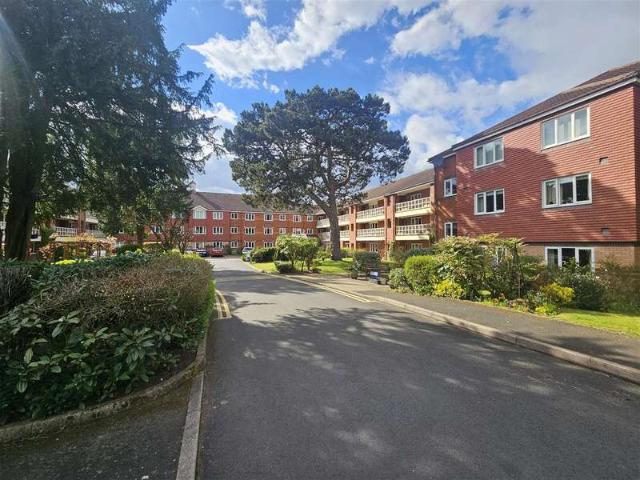 2 Bedroom Property