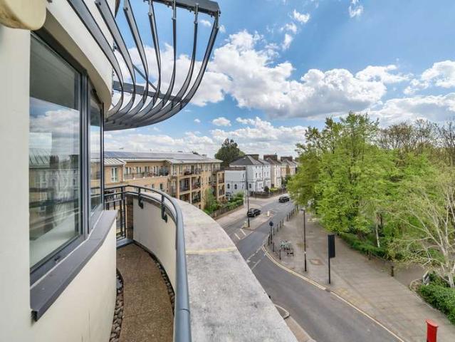 2 Bedroom Property