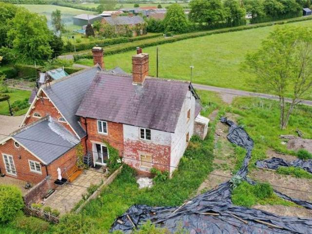 2 Bedroom Property