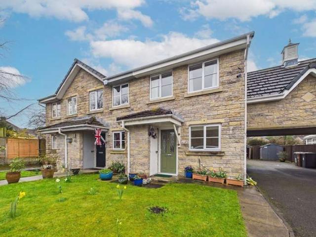 2 Bedroom Property