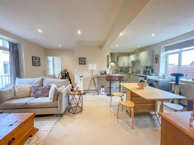 2 Bedroom Property